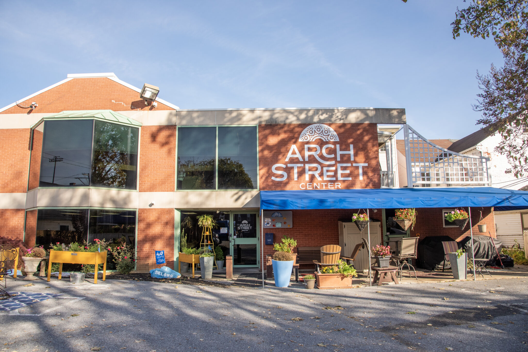 Arch Street Center’s Fishbowl Fundraiser returns May 2 - Fig Lancaster